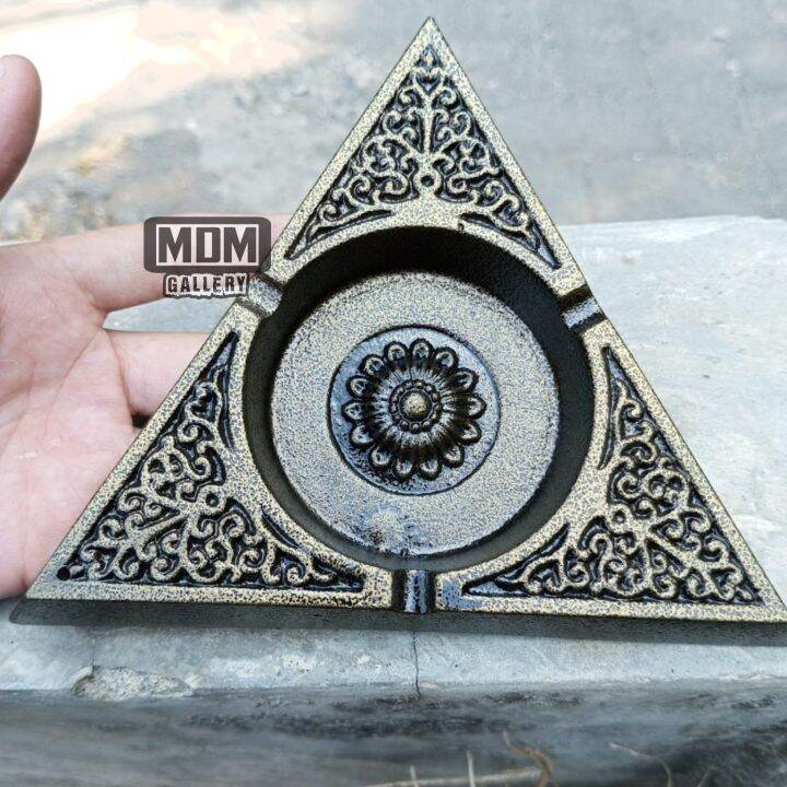 Asbak Antik Batik Ukir Model Segitiga | Lazada Indonesia