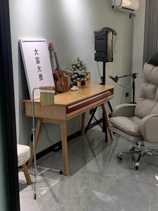 Editing Workbench Music Production Table Recording Studio MIDI Keyboard ...