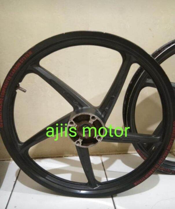 velg pelek racing DEPAN HONDA BLADE NEW apsolutt REVO | Lazada Indonesia
