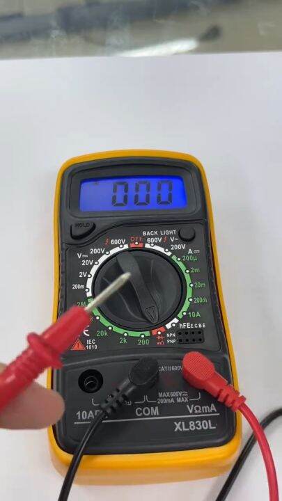 พร้อมแบตเตอรี่ ดิจิตอลมัลติมิเตอร์ รุ่น XL830L ดิจิตอลมัลติมิเตอร์ ...