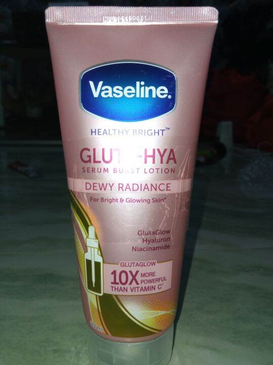 Hand Body Vaseline Gluta Hya Dewy Radiance200 ML with GlutaGlow ...