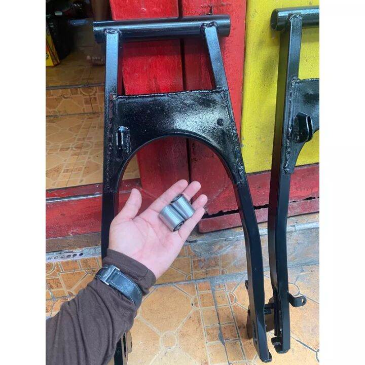 SWING ARM ASSY FOR HONDA SUPREMO WITH BUSHING GENERATION 1 AND 2 ...
