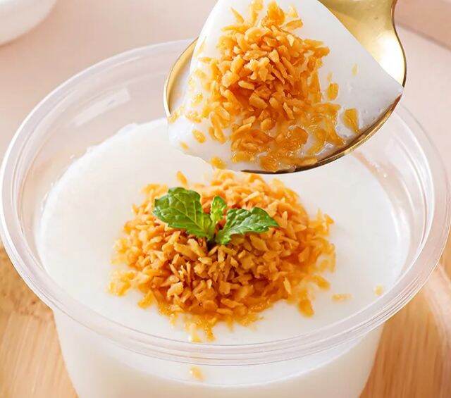 Gold Roasted Coconut Kernel Coconut Crispy Slices Baking Ingredients ...