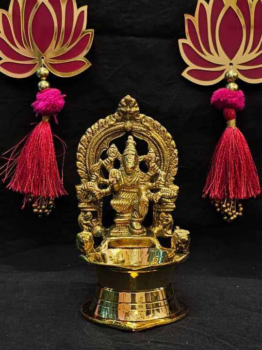 Varahi Amman Vilakku / vilaku /Varagi Devi Statue Oil Lamp / Dandini ...