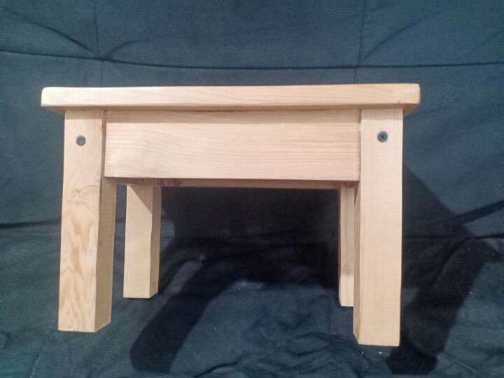 Bangkito..small chair.made from pinewood sturdy built.well sanded.with ...