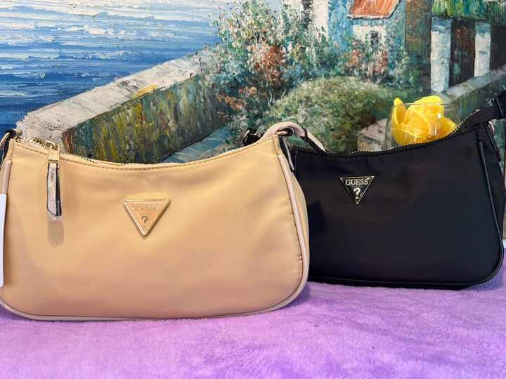 PM ME FOR YOUR DESIGN MALL PULL OUT BAG ‼️MALL PULL OUT BAGS are made ...