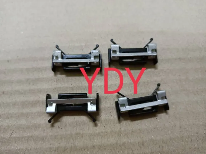 BMW E90 windscreen moulding clip (original) | Lazada