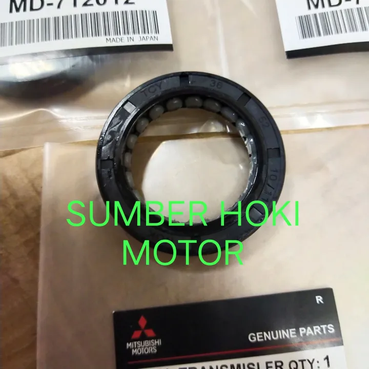 OIL SEAL TRANSMISI DEPAN OUT MITSUBISHI L200 STRADA MD712012 | Lazada ...