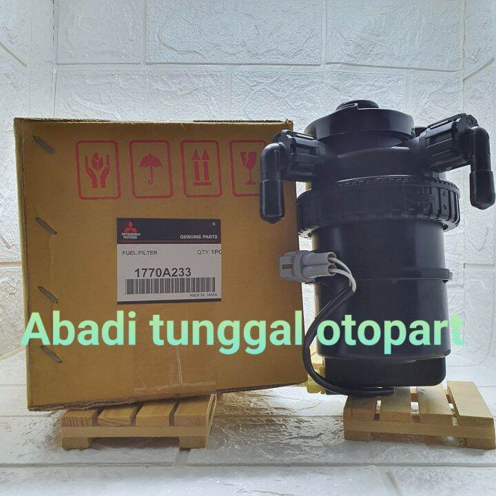 Fuel filter assy rumah pompa solar Triton Old lama Triton pajero sport ...