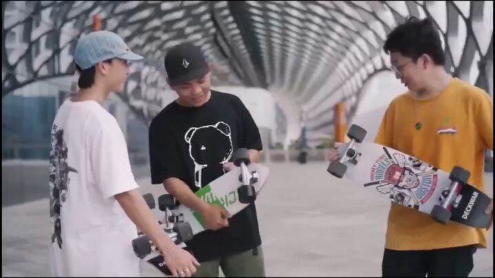 27 นิ้ว เซิฟสเก็ต เซิร์ฟสเก็ต สเก็ตบอร์ด CX4/CX7/S7/P7 แผ่นบอร์ดกราฟฟิกลายสวย สำหรับผู้เริ่มต้น ...