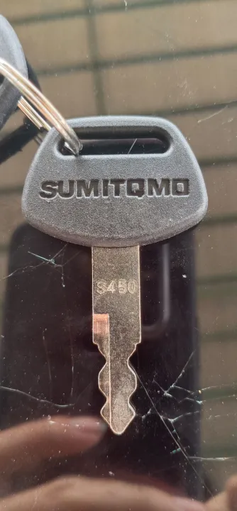 ลูกกุญแจรถแม็คโคร sumitomo | Lazada.co.th