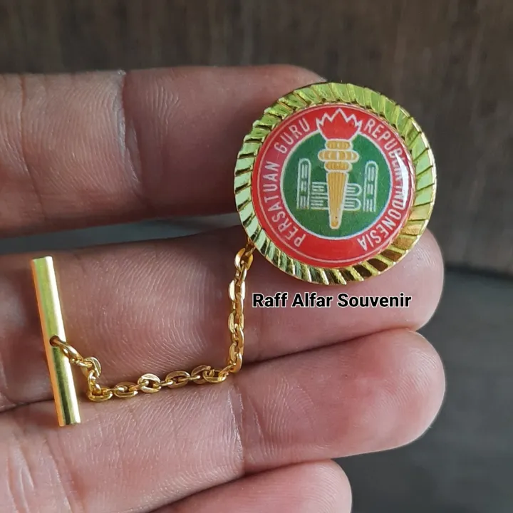 PIN PGRI ☆ LENCANA PGRI MODEL RANTAI KERAH | Lazada Indonesia