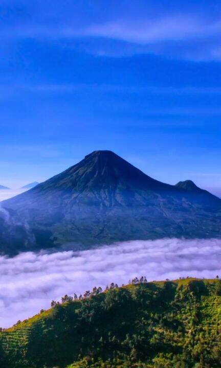 Poster cetak Gunung Terjal, lukisan cetak Gunung. untuk dekorasi ...