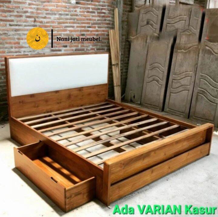 Divan tempat tidur bahan kayu / ranjang tidur kayu jati /divan ...