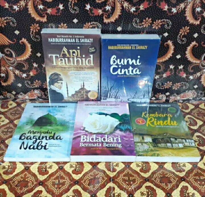 Novel Best Seller Paket 5 (sebuah novel Pembangun Jiwa) Api Tauhid ...