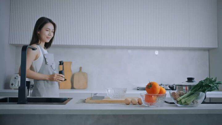 Auto Face Tracking Smart Gimbal Camera Tripod Sensor Handphone ...