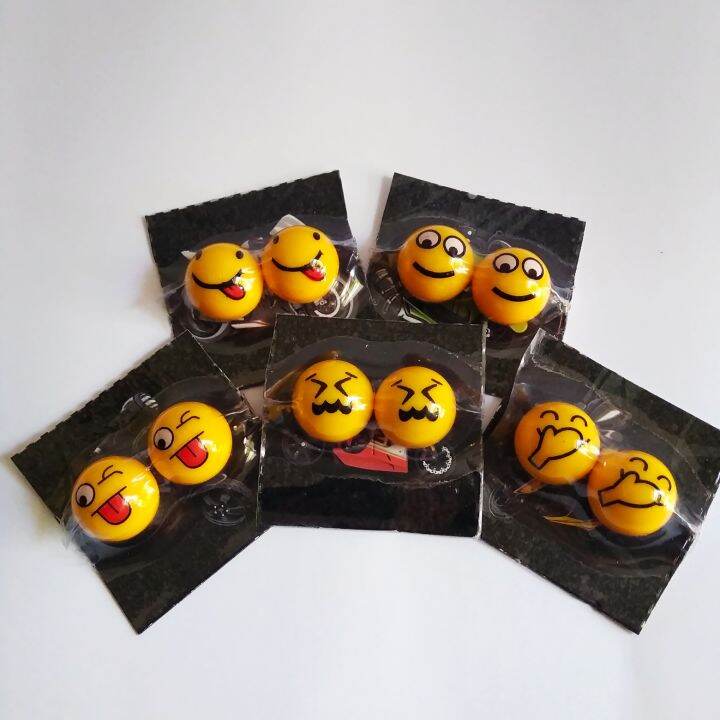 tutup pentil ban motor variasi unik emot emoji kuning bulat | Lazada ...