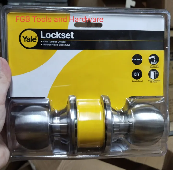 Yale door locks Yale entrance lockset with 3 keys VCA5127 US32D ...