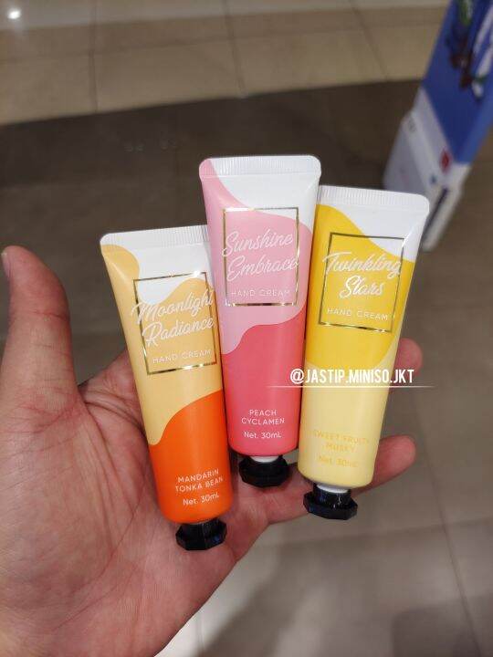 MINISO 🆕 Hand Cream 30ml (Moonlight Radiance / Sunshine Embrace ...