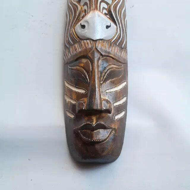 Kerajinan topeng kayu Hiasan dinding 50cm dengan ukiran variasi bagian ...