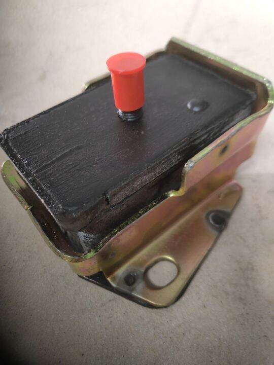 Engine Support Mitsubishi L300 4D56 Diesel with Metal Housing MB-007023 ...