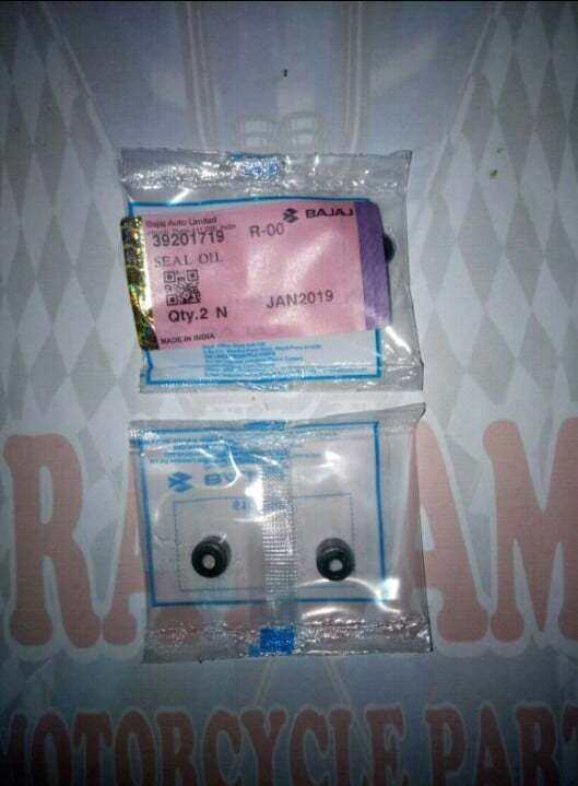 Valve Seal Boxer CT 150 / Rouser 135 / 180 / 200 / 220 / 150NS / 160NS ...