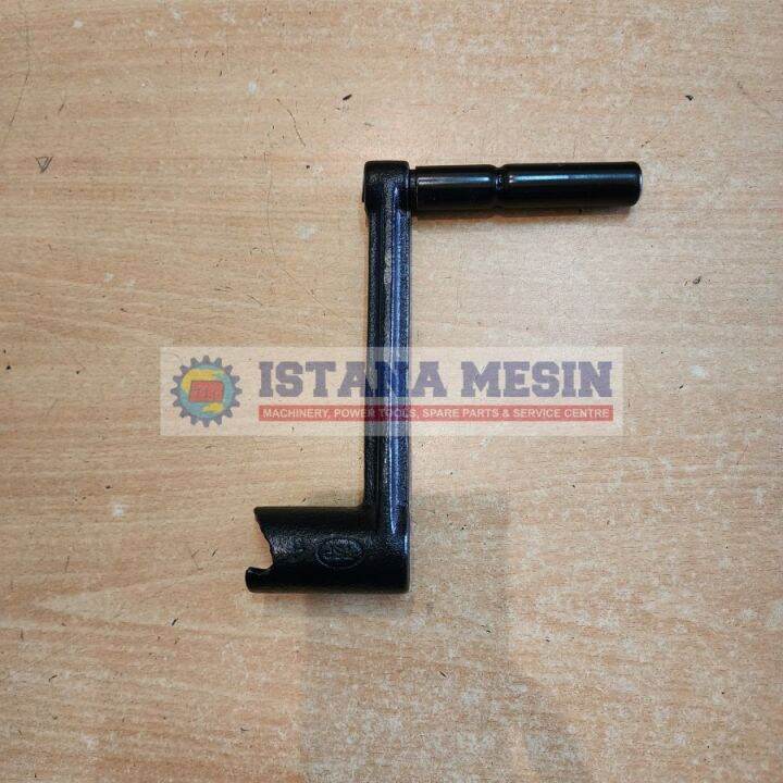 GAGANG ENGKOL ENGKOLAN MESIN DIESEL KUBOTA RD 85 STARTING HANDLE ORI ...