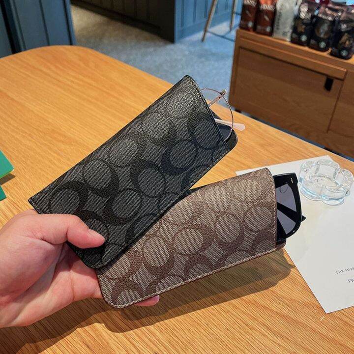 OPTOCAL ตัวอักษรสำหรับเด็ก กระเป๋าแว่นกันแดดหนัง น้ำหนักเบามาก ชุดเดรส ...