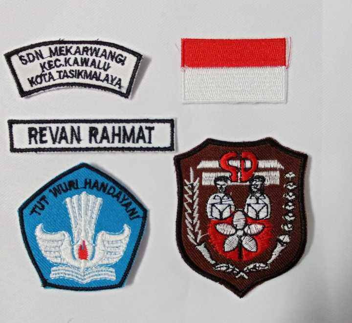 Atribut sekolah SD lengkap badge | Lazada Indonesia