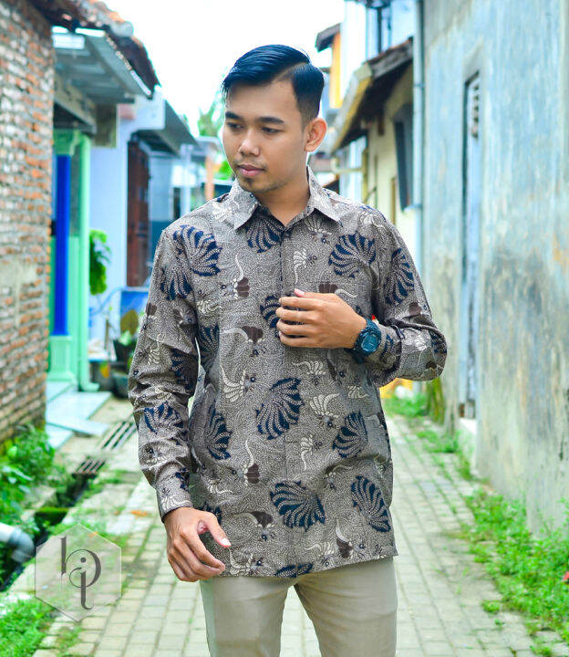 KEMEJA SLIMFIT BATIK TERBARU MOTIF KERANG | Lazada Indonesia