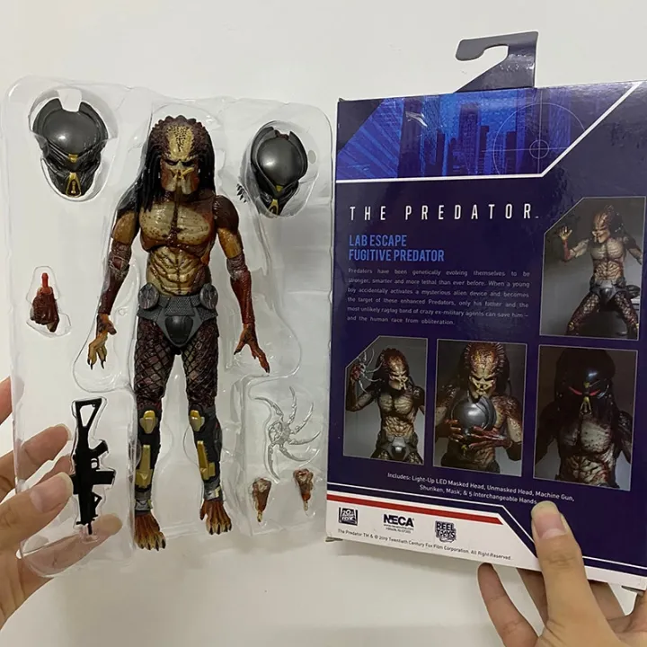 NECA The Predator Lab Escape Fugitive Predator Action Figure With Light-Up LED Ultimate Action ...