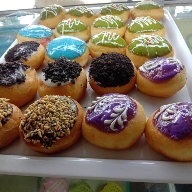 PAKET DONUT JECO 10 VARIAN TOPING RASA KOMBINASI DONAT CAKE BAKERY ...