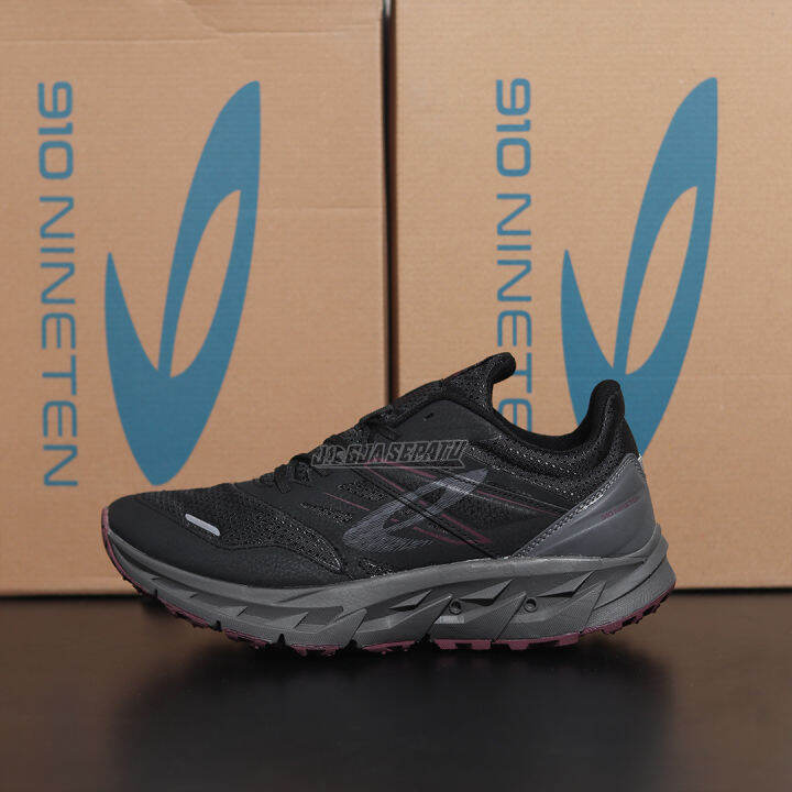 Sepatu Running 910 Nineten Yuza Evo – Hitam/Burgundy/Abu | Lazada Indonesia