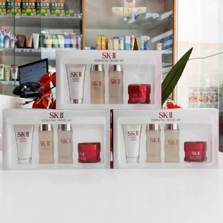 SK-II Essential Travel Kit 4 ชิ้น ขาวชุ่มชื้นรูขุมขนหดตัวยกกระชับผิว ...