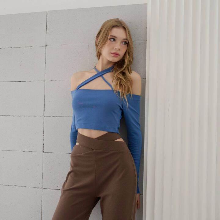 Gorgeous9 - Alexie Top มี 4 สี เสื้อครอปปาดไหล่แขนยาว ทรงเข้ารูปดีเทล ...