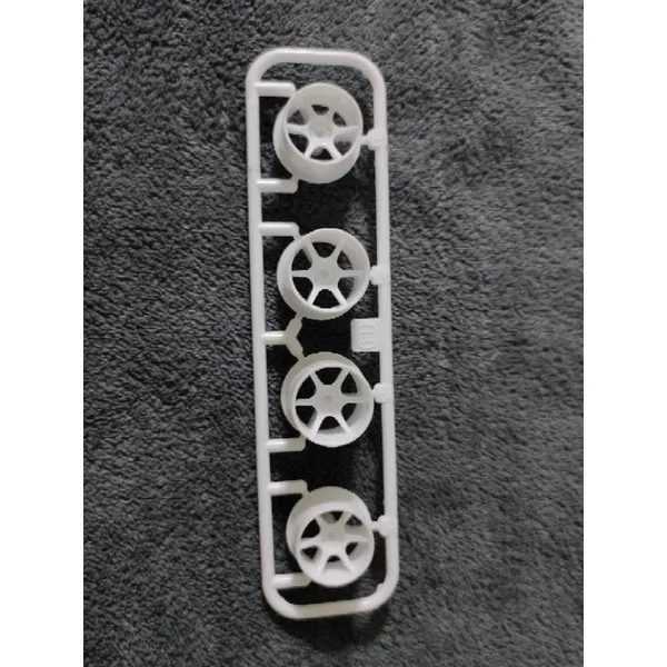 Tamiya Small Dia wheel/mags (Narrow) and (Wide/narrow) Carbon/Non ...