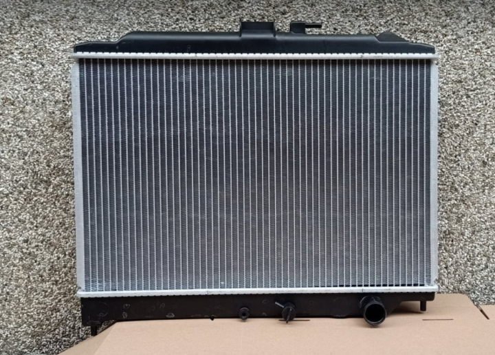 Nissan Urvan NV350 2015-2019 MANUAL 3rows Radiator | Lazada PH