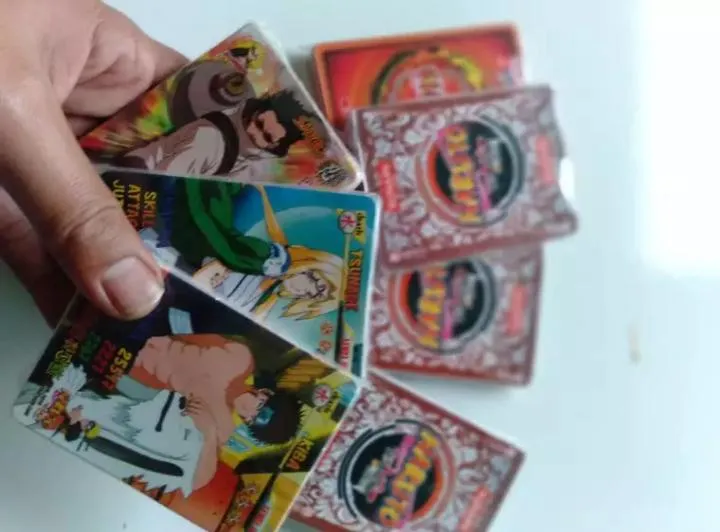 2 Pack mainan kartu naruto isi 60 kartu Mainan trading card naruto ...