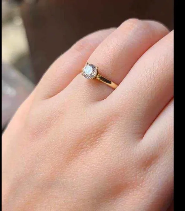 Pawnable Engagement ring light weight ladies ring | Lazada PH