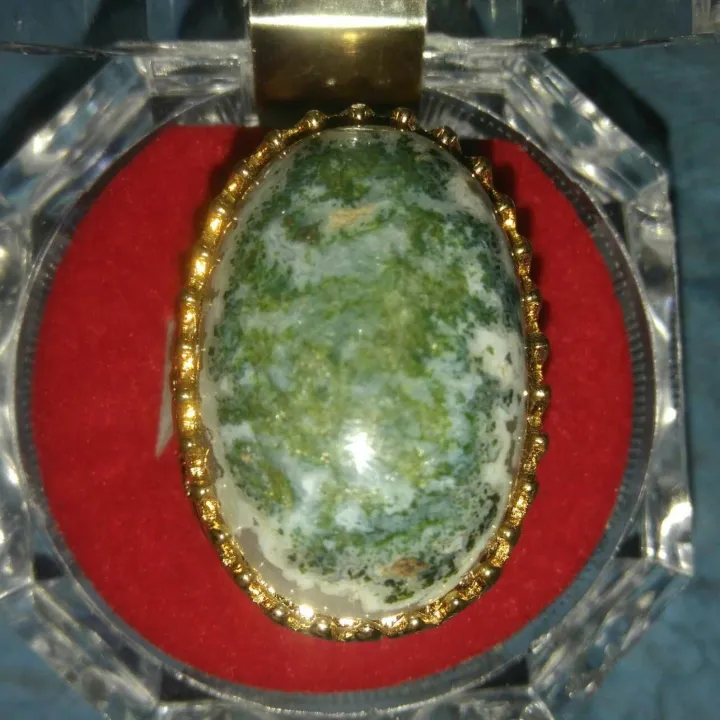 Batu badar lumut gambar Buto ijo atau onggoh2 Bali 100% batunya tembus ...