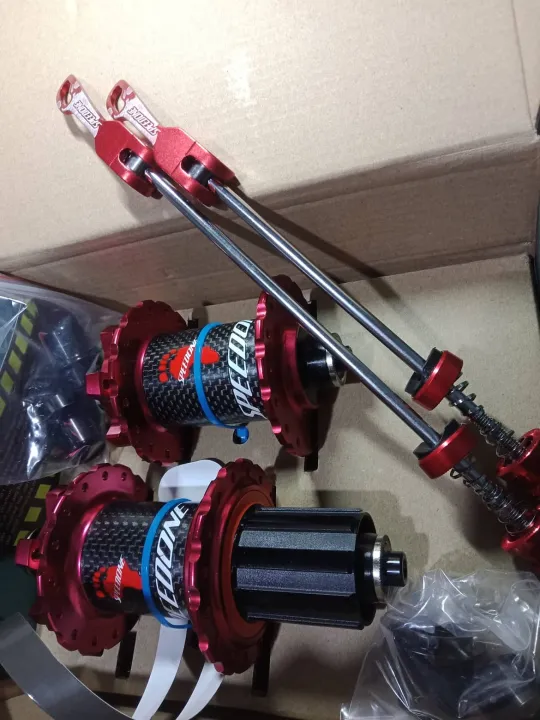 Speedone Pilot Hubs with thru axle convertion kit loud cricket 6 pawls ...