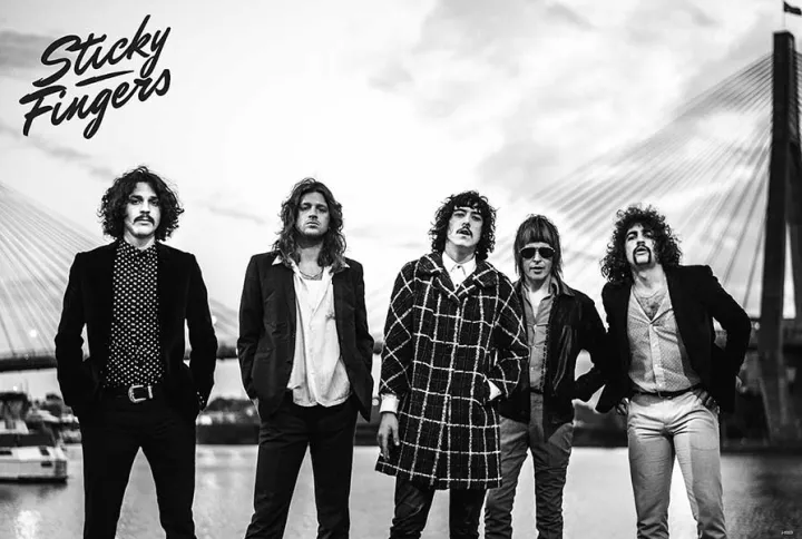 โปสเตอร์ รูปภาพ วงดนตรี Sticky Fingers หายาก โปสเตอร์ติดผนัง โปสเตอร์ ...