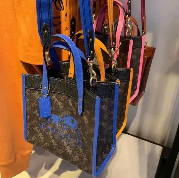 Original Coach C8456 Field Tote Bag 22 With Horse And Carriage Print And Carriage Badge ...