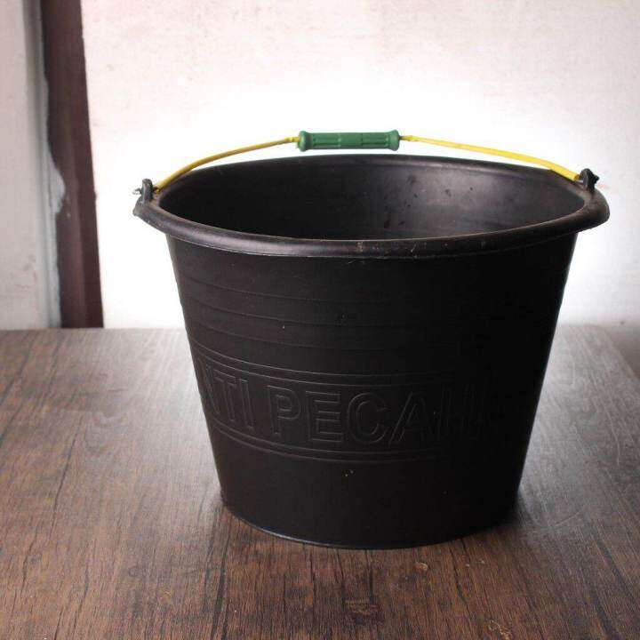 Ember Cor Plastik Hitam Karet Anti Pecah Ember Plastik Timba Cap Kuda ...