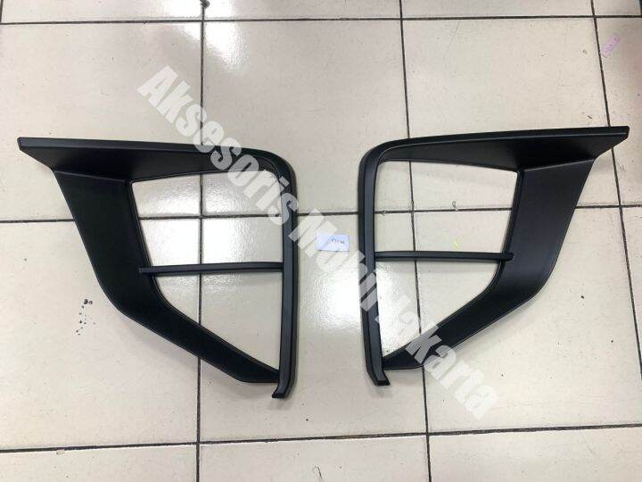 PAKET GARNISH HITAM DEPAN BELAKANG XPANDER EXCEED SPORT ULTIMATE LIST ...