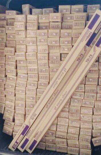 ยกกล่อง TOTO รุ่น TD-75 รางครอบท่อแอร์ ขนาด 75mm. ยาว 2 เมตร ใน1กล่องมี ...