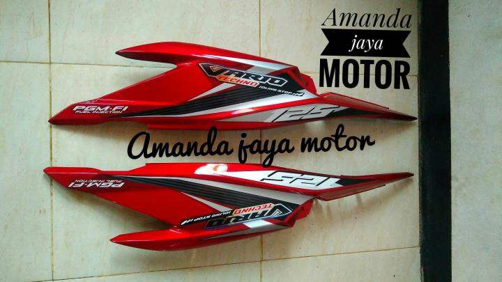 body belakang Vario 125 old kiri kanan merah/cover body Vario 125 old ...