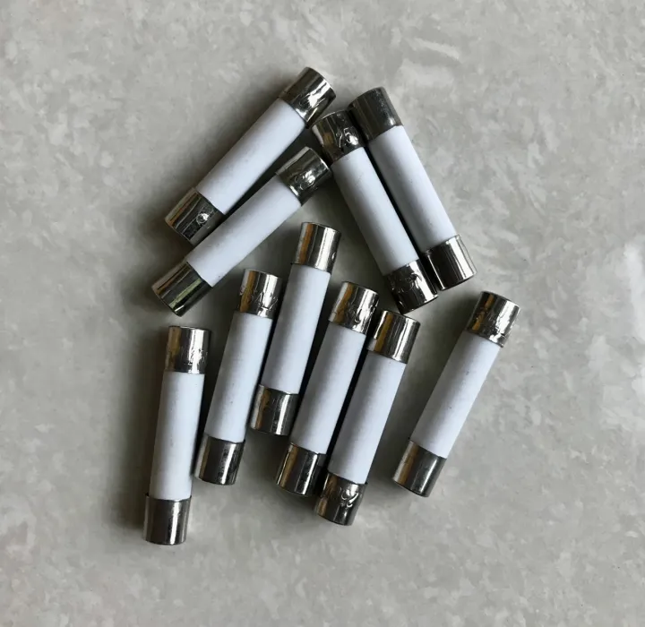 15A 250V Ceramic Fuse 6X32mm ( 1 ชุด มี 10 ตัว ) | Lazada.co.th