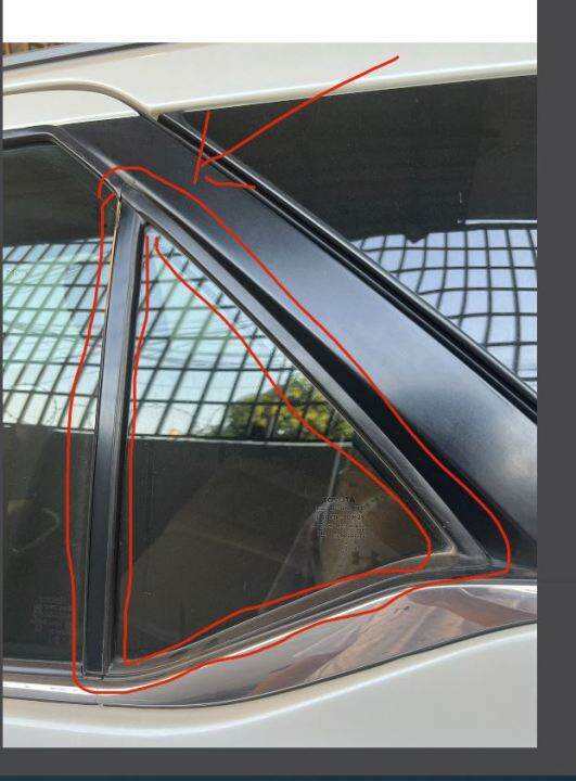 (ของแท้) 68188-0K070 กระดูกงูกระจกหลัง บานเล็ก ชิ้น สามเหลี่ยม โตโยต้า ...