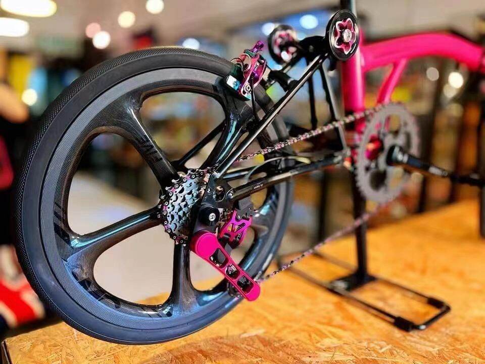 DCCH สำหรับ Brompton 7แฟลชไดรฟ์สองหัวความเร็วสูงเครื่องปรับความตึงตีนผีด้านหลังสำหรับจักรยานด้วย ...